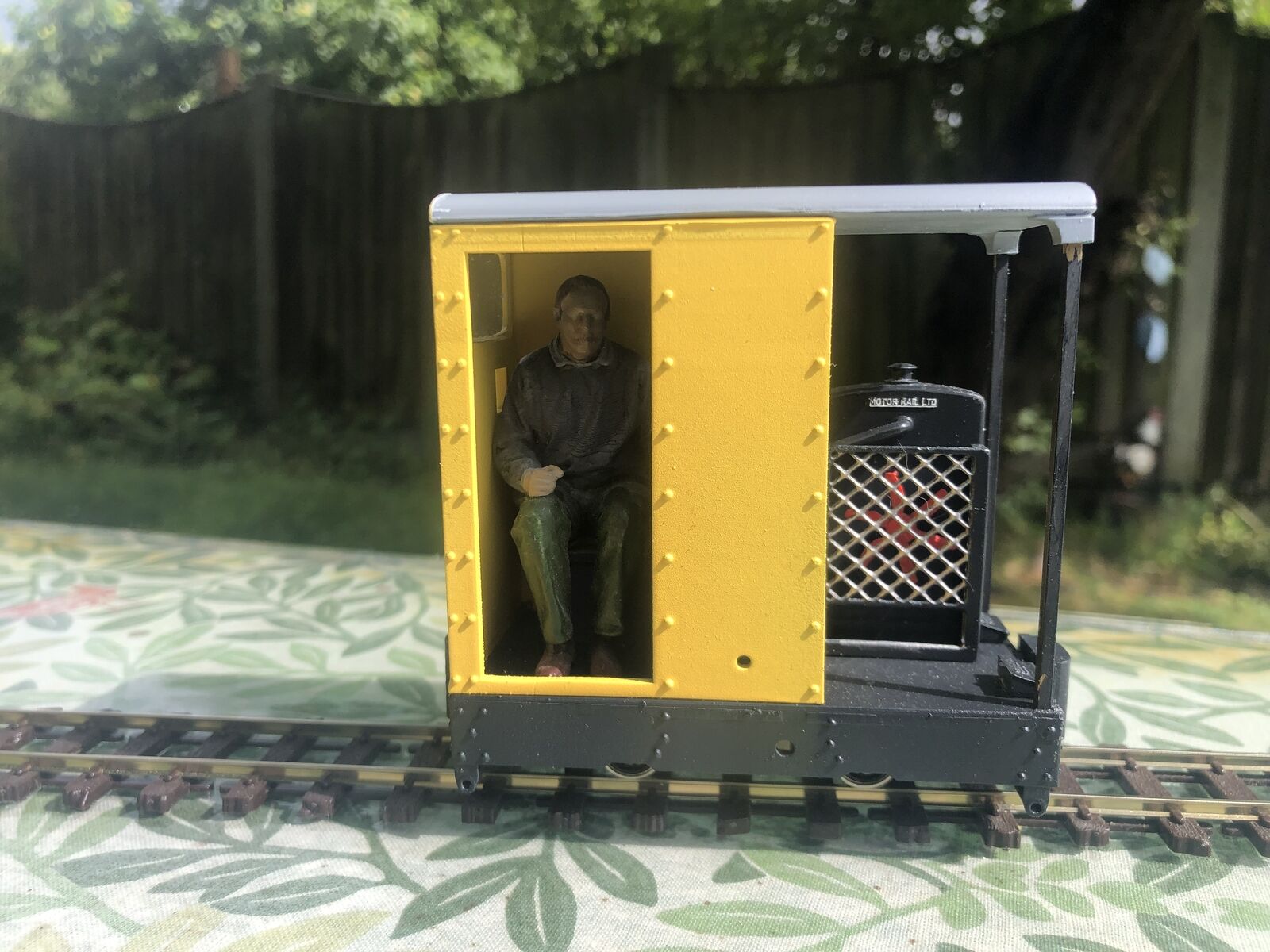 Looking for a GN15 Simplex diesel loco resin kit?
